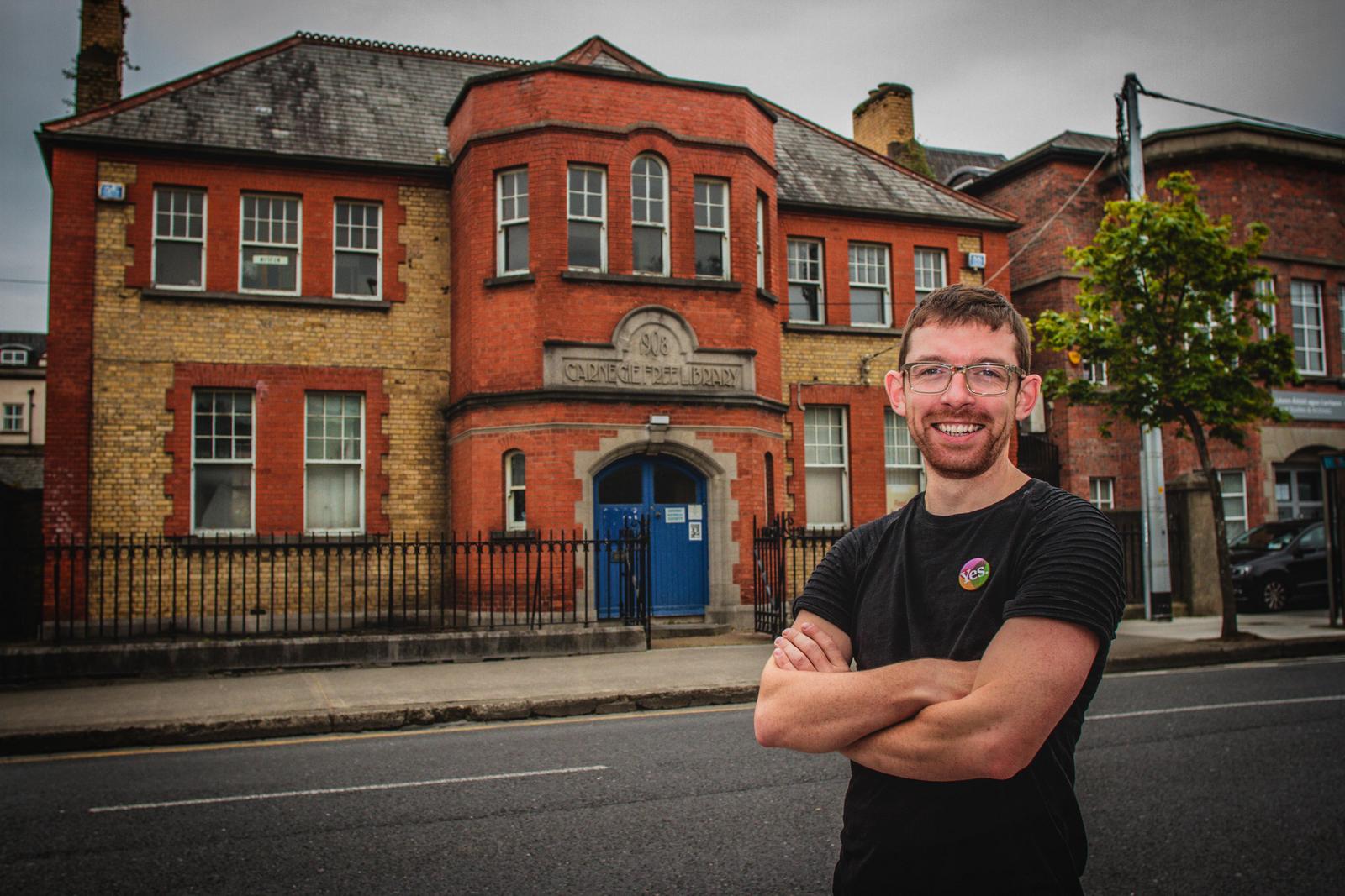 Interview with Artist Alan James Burns – Silicon Synapse – No More ...